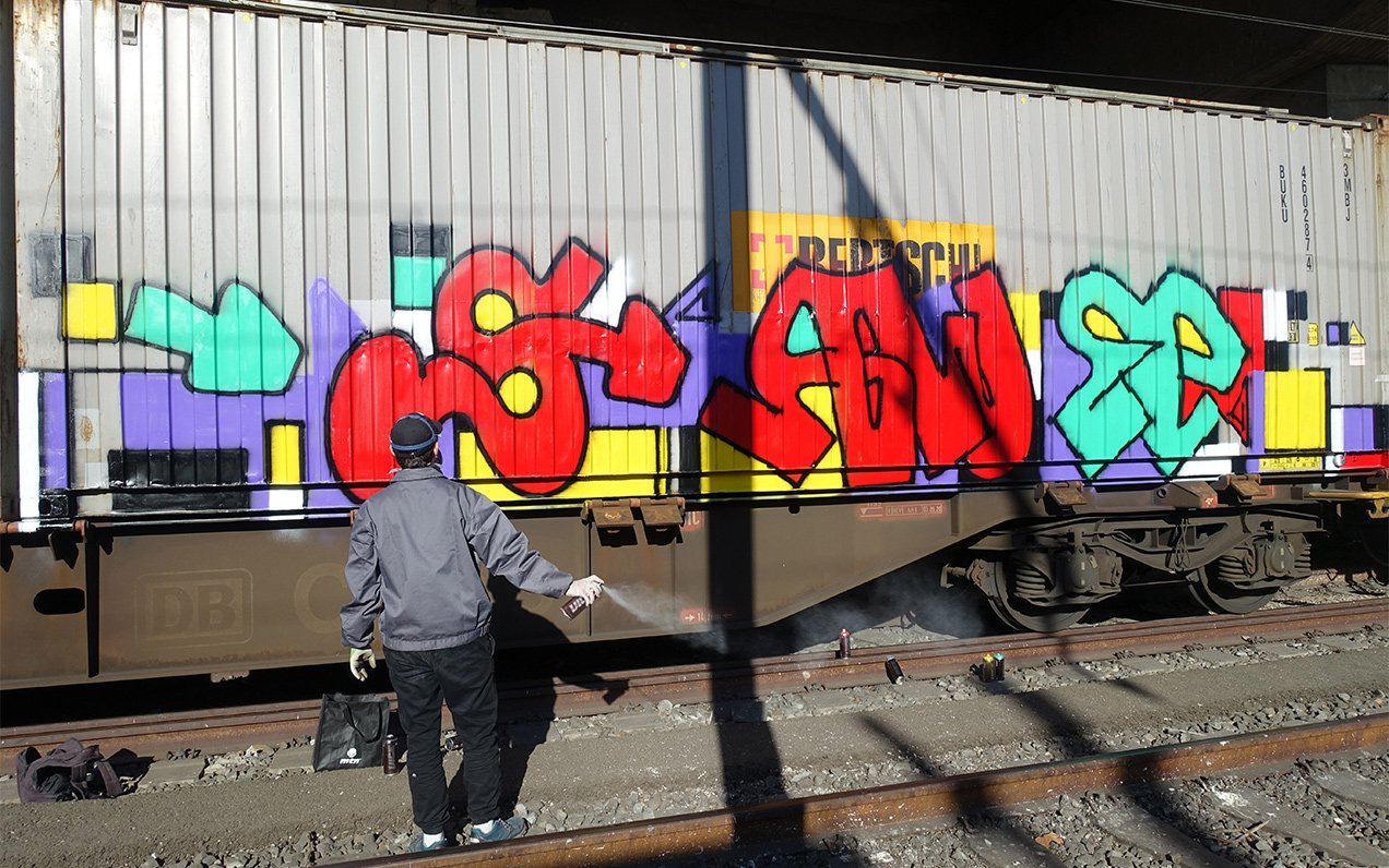 MTN VICE: The Bold New Spray Paint Range | SuspectPackage.com